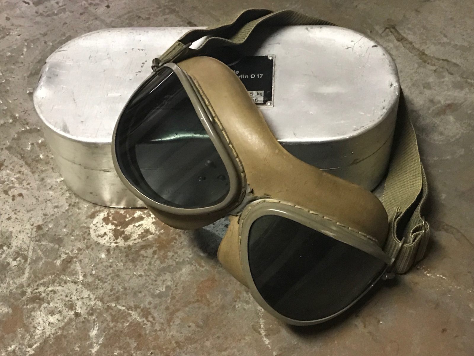 Luftwaffe Pilot Goggles – Model 295